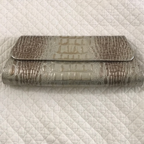 JALDA | Bags | Euc Jalda Holiday Croc Embossed Clutch Metallic Black ...